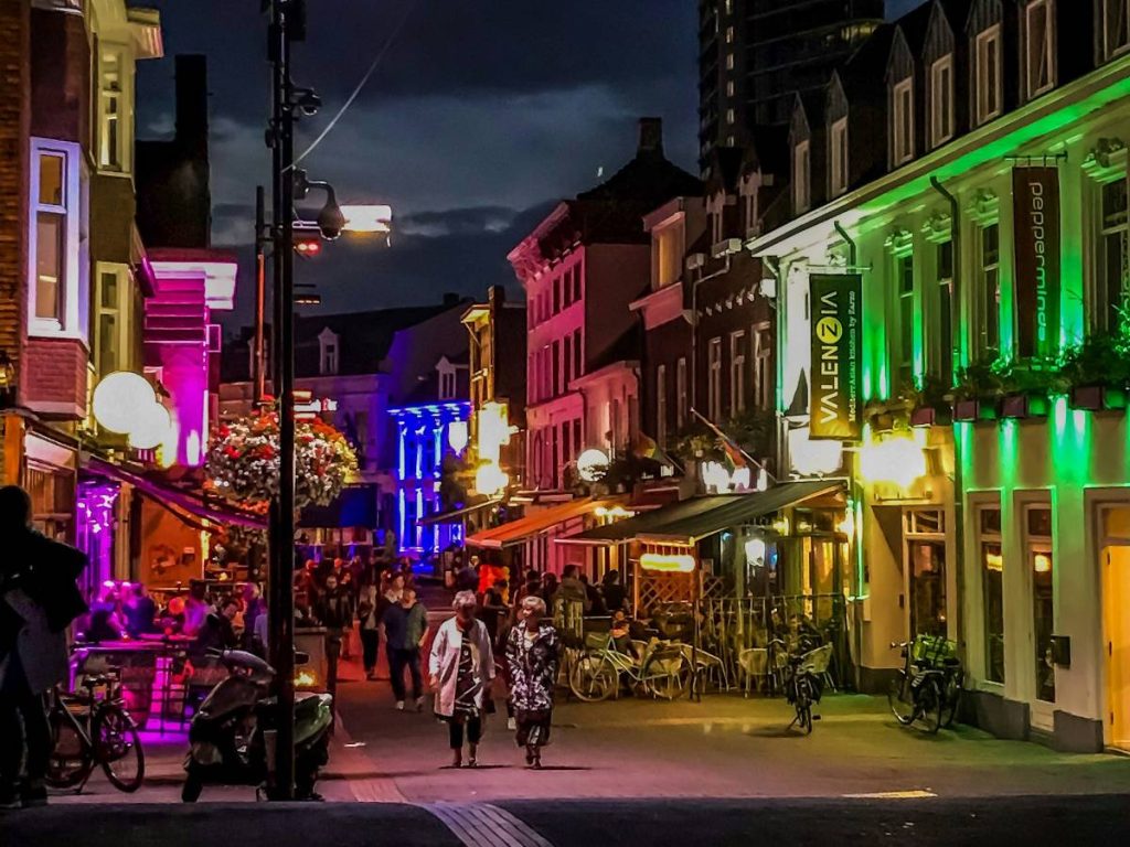 Dit zijn de 9 beste cocktailbars in Utrecht - Allecocktailbars.nl